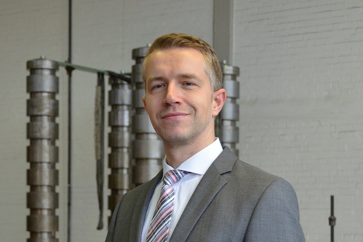 New construction: extremely light, extremely free, extremely printed ...