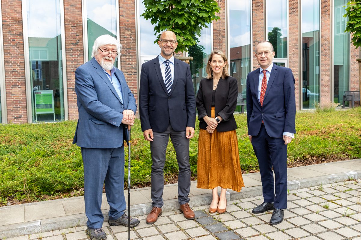 Sarah Reisman and Christian Hertweck receive Inhoffen Medals - TU ...
